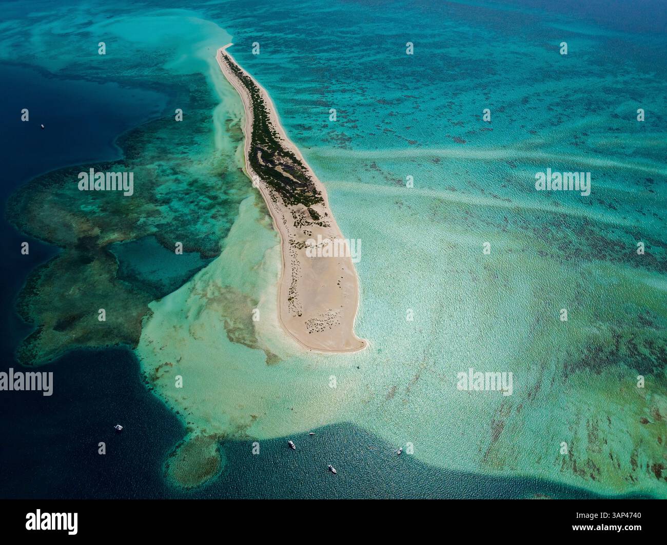 Aerial view of beautiful Alacranes Reef with turquoise water and sandy ...