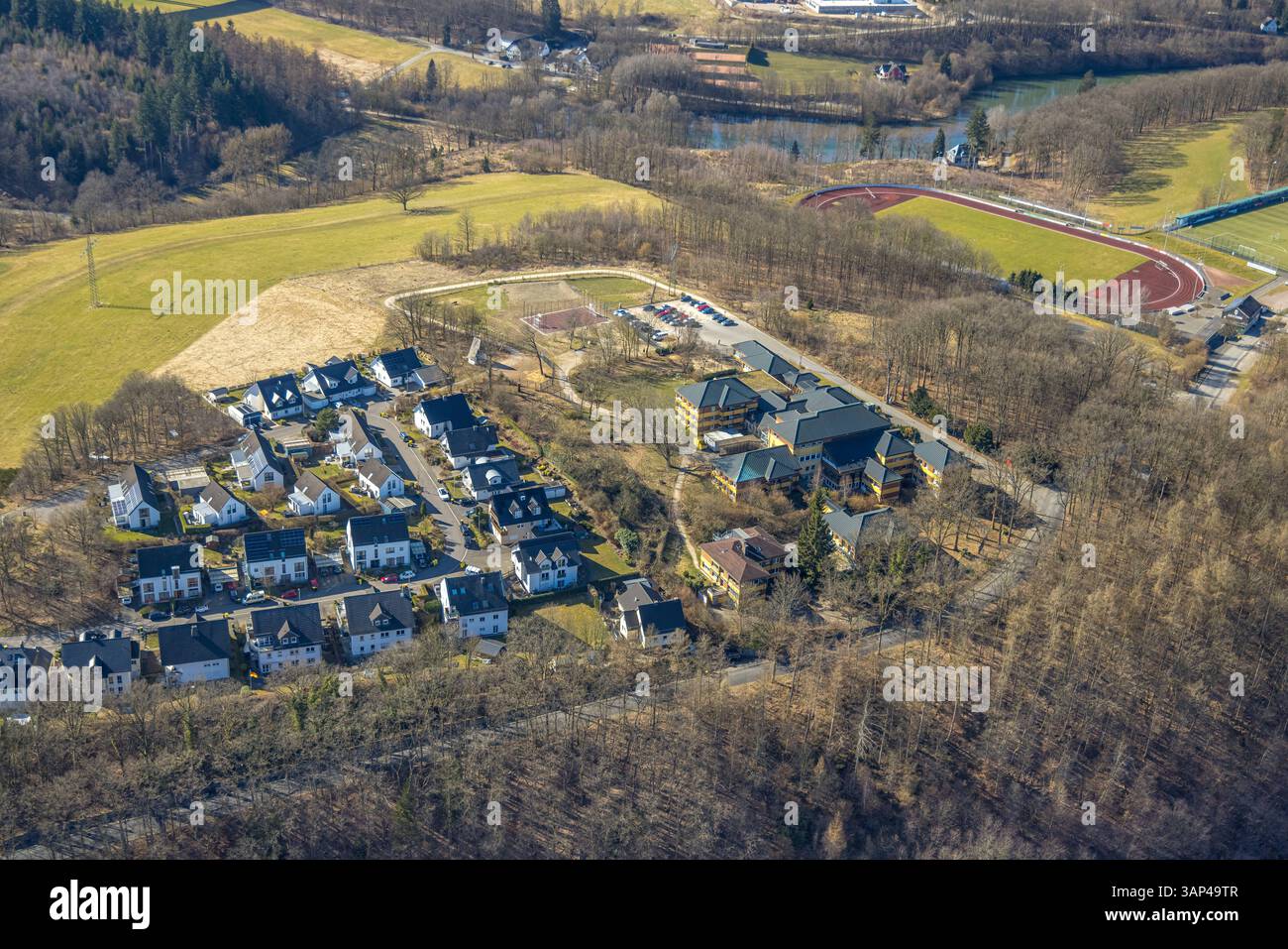 Luftbild, Deutsches Rotes Kreuz Krankenhaus, Wohnsiedlung Auguste-Liese ...