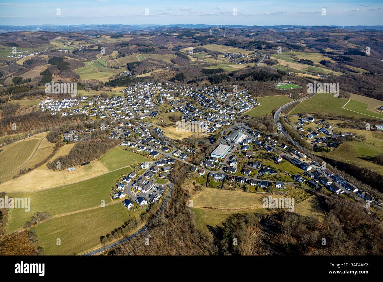 Luftbild, Ortsansicht Wohngebiet Rohde, Waldgebiet Hügellandschaft ...