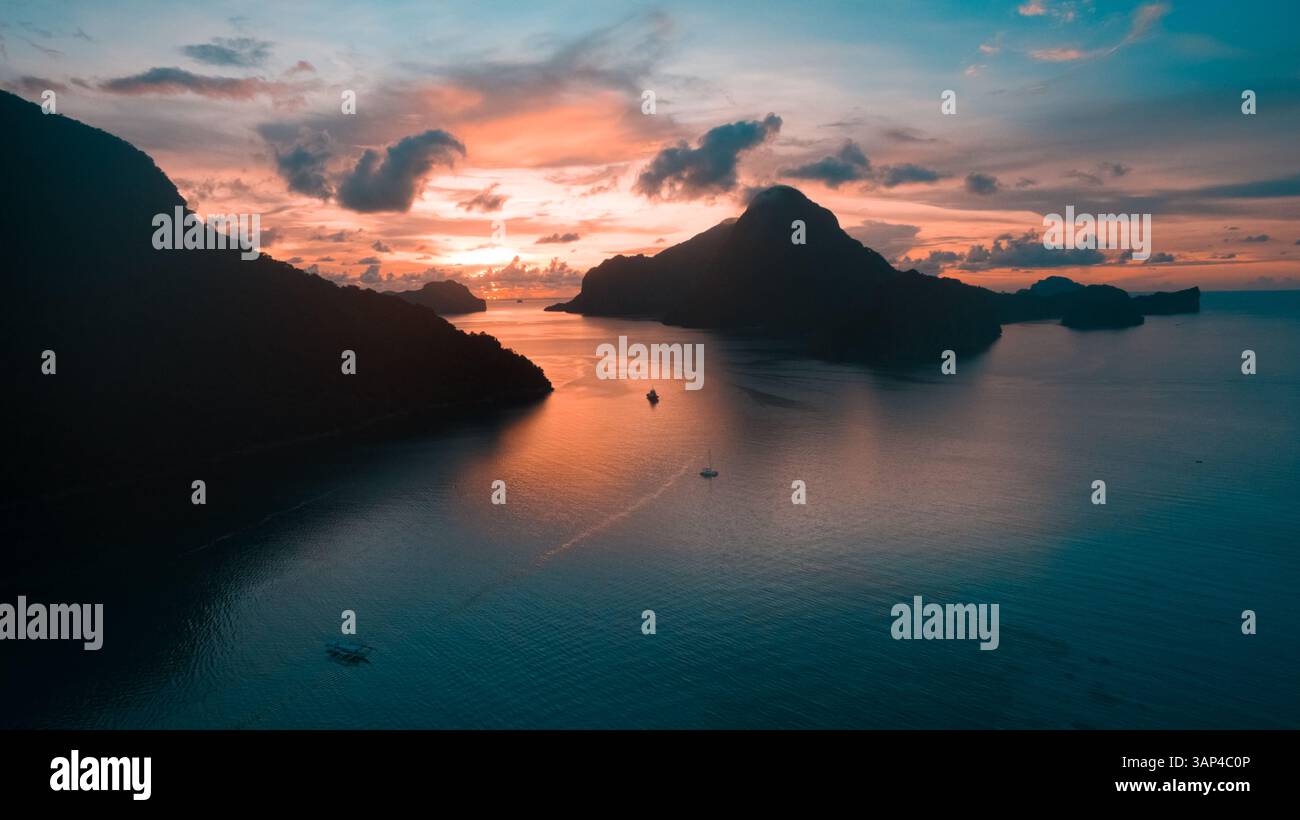 Aerial view of El Nido Beach in Palawan during sunset, Philippines Stock Photo - Alamy