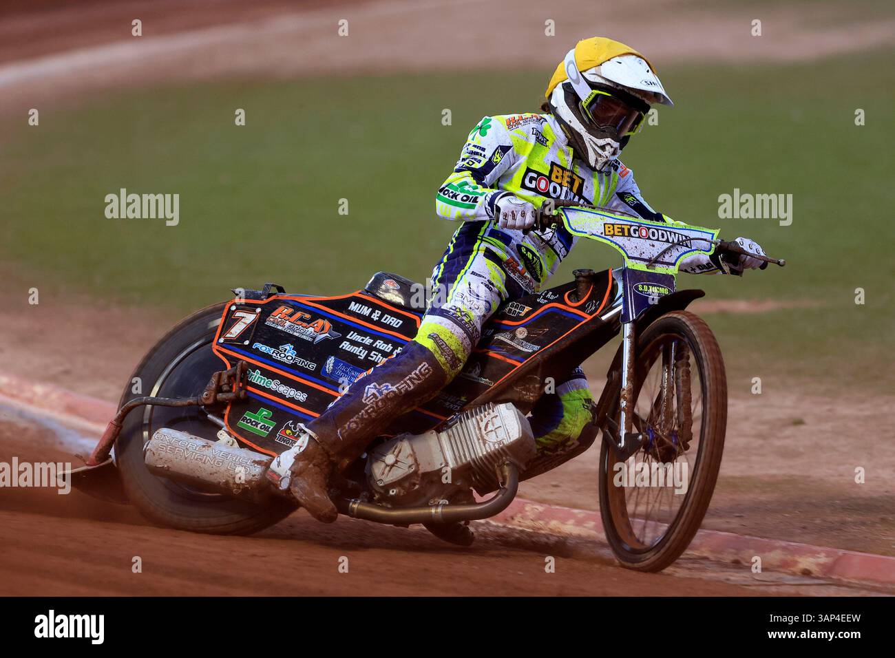 Luke Killeen (Reserve) of Oxford Spires during the Rowe Motor Oil ...