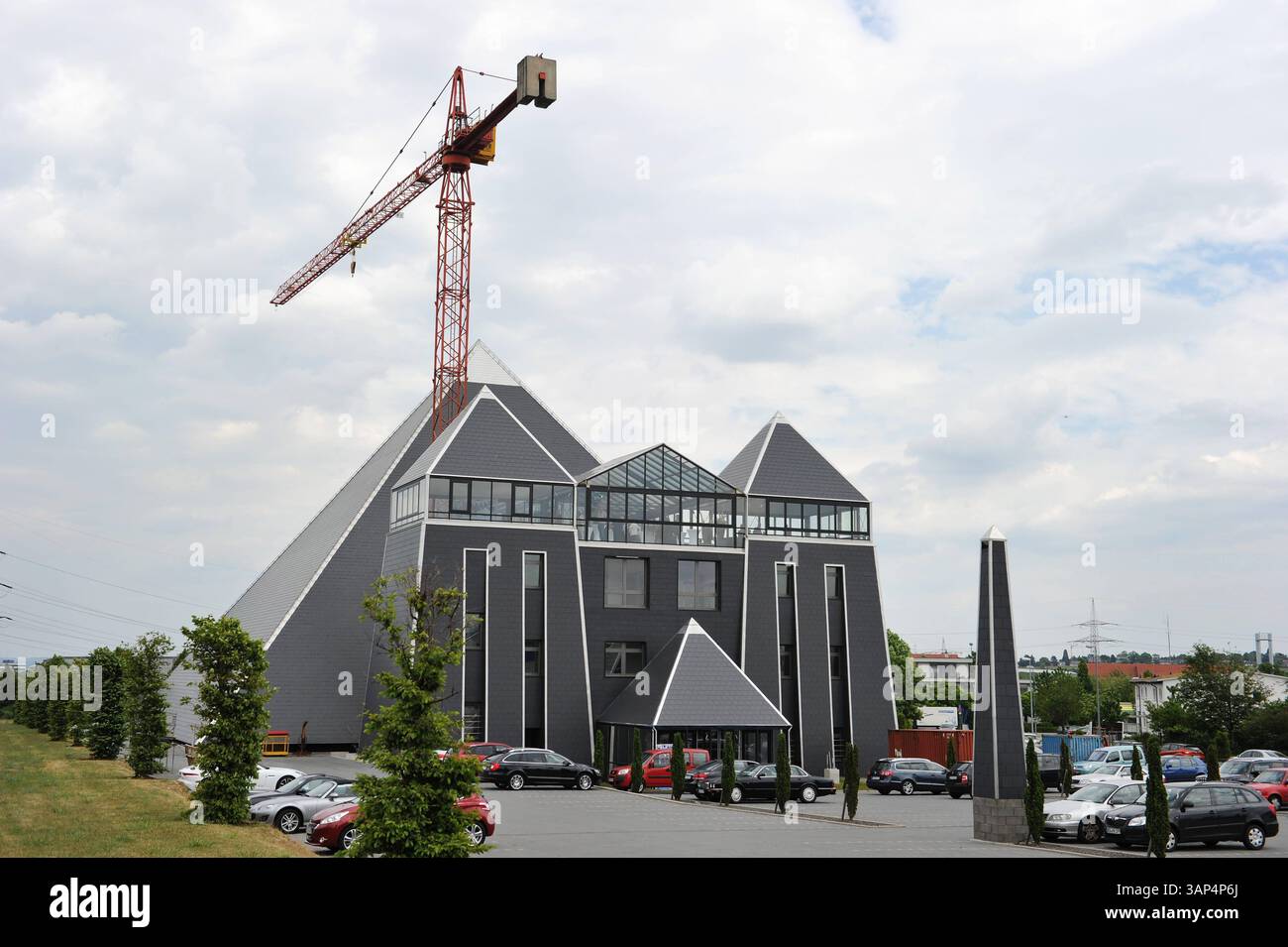 Rundgang Pyramide von Mainz-Hechtsheim 28.05.2015 Mainz Rundgang ...