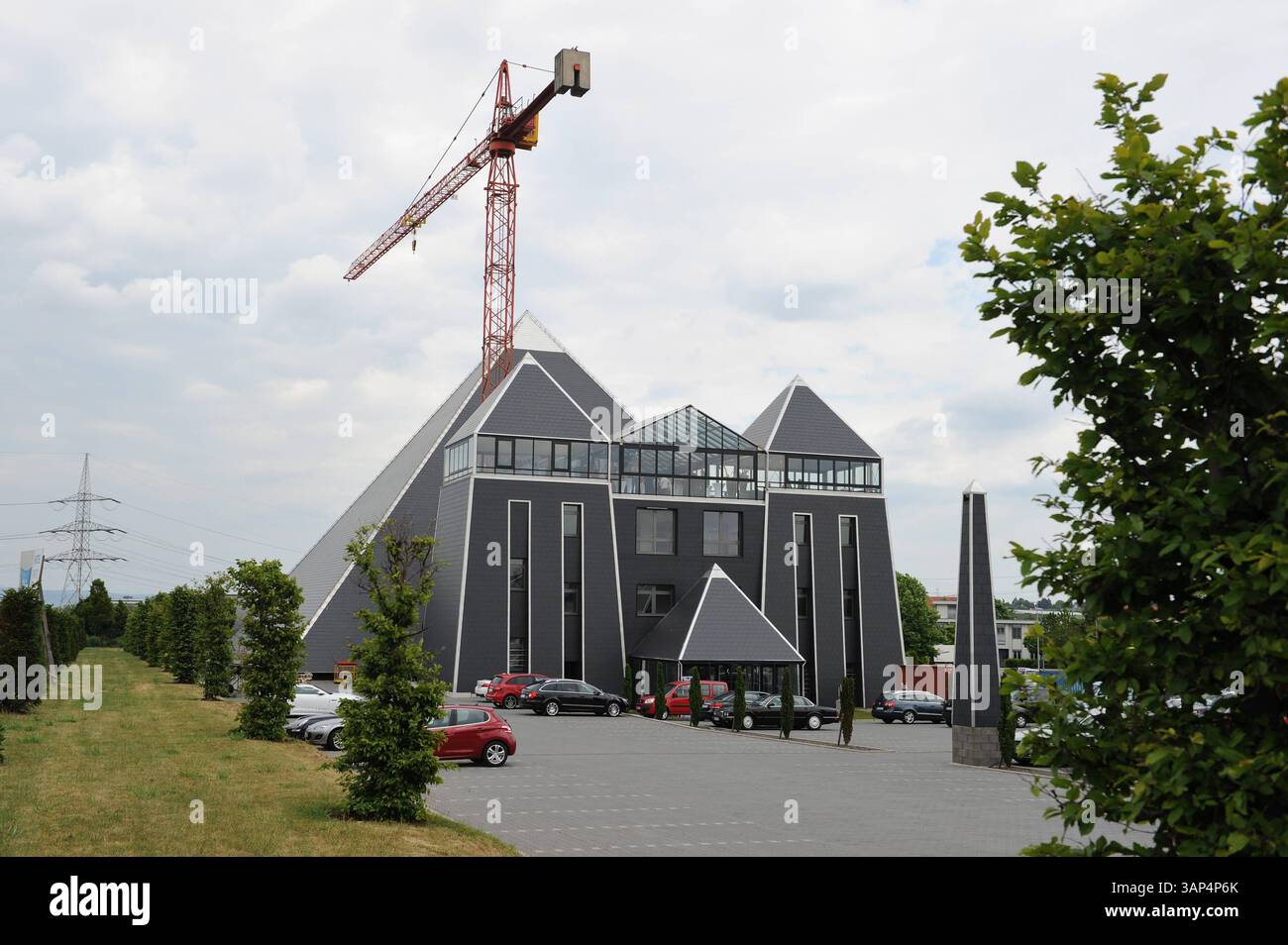 Rundgang Pyramide von Mainz-Hechtsheim 28.05.2015 Mainz Rundgang ...