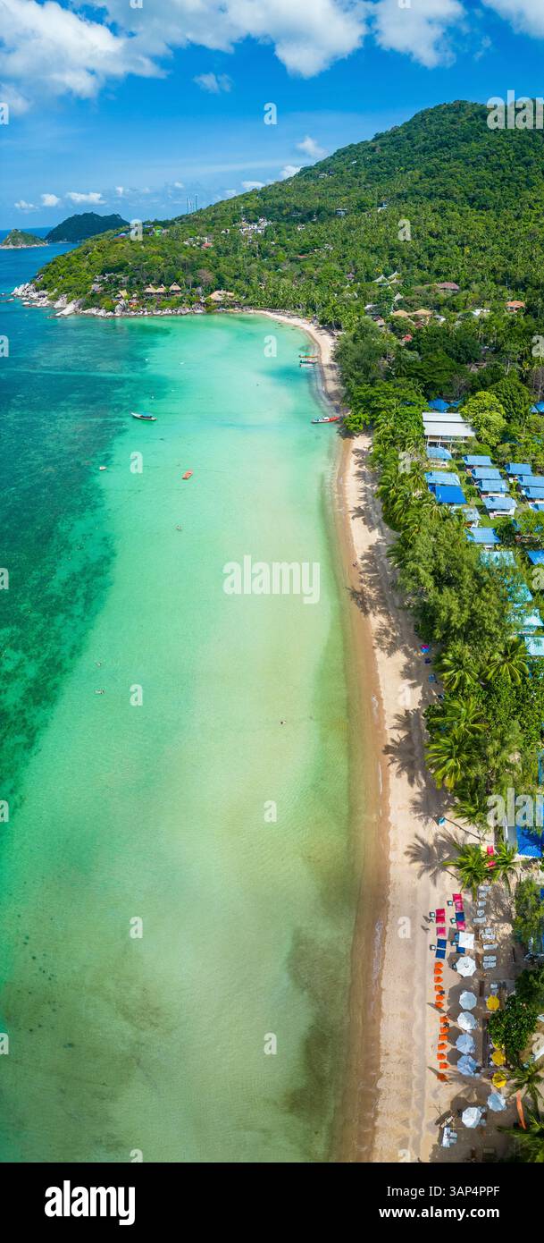 Aerial view of Sairee beach on Ko Tao island, Thailand Stock Photo - Alamy
