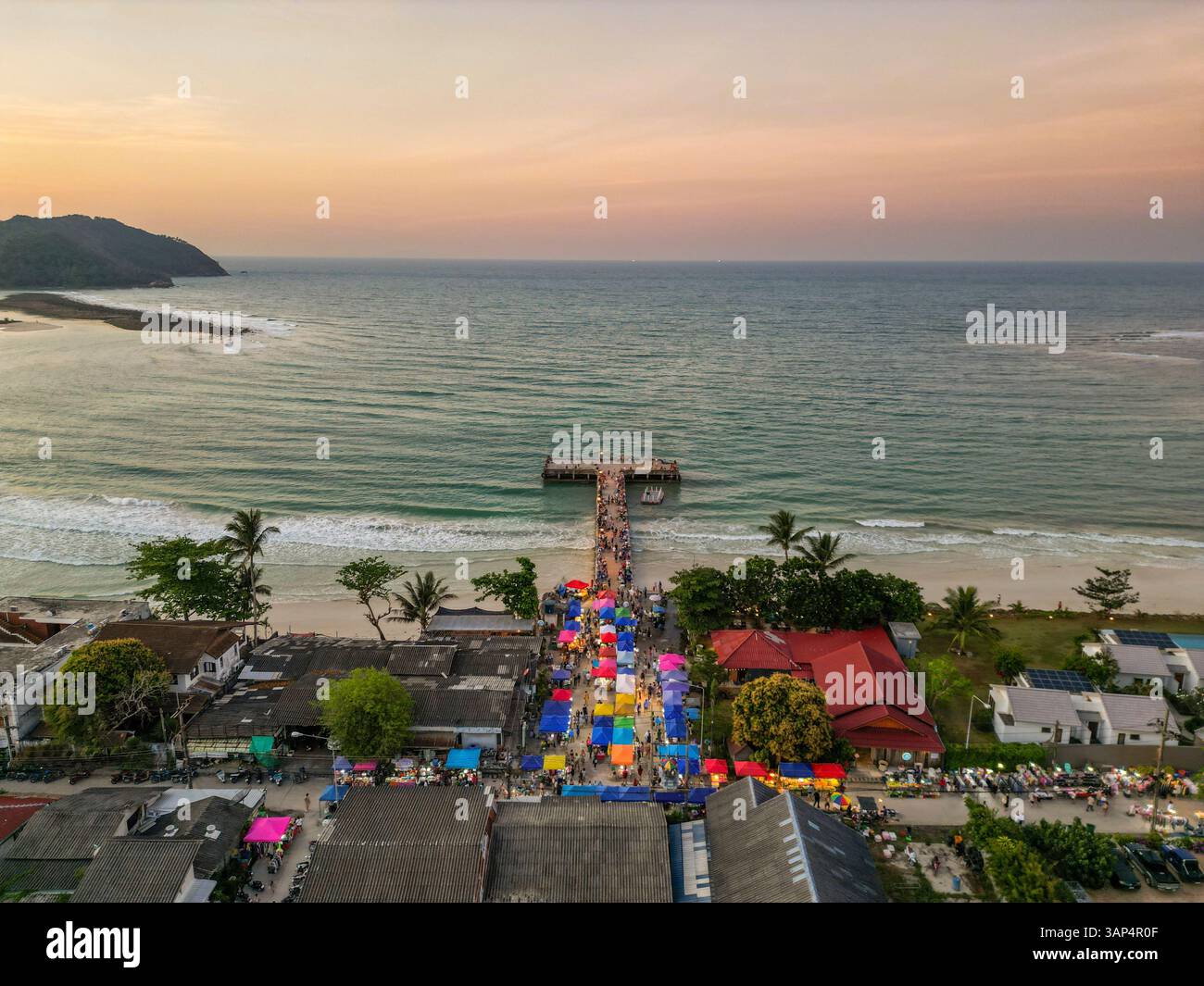 Aerial view of Chaloklum Sunday night market on Koh Phangan island ...