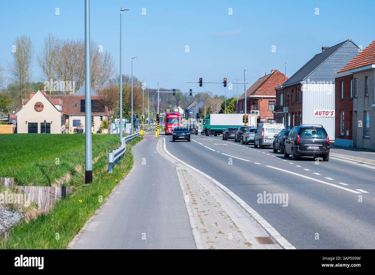 The N 46 national road at the Flemish countryside inVelzeke ...