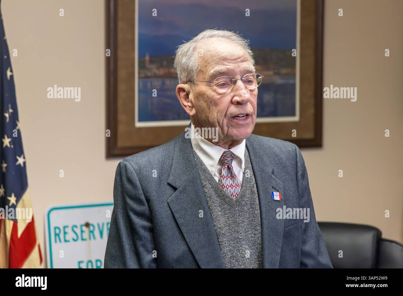 Fort Madison, Iowa, USA. 15th April, 2025. United States Senator ...