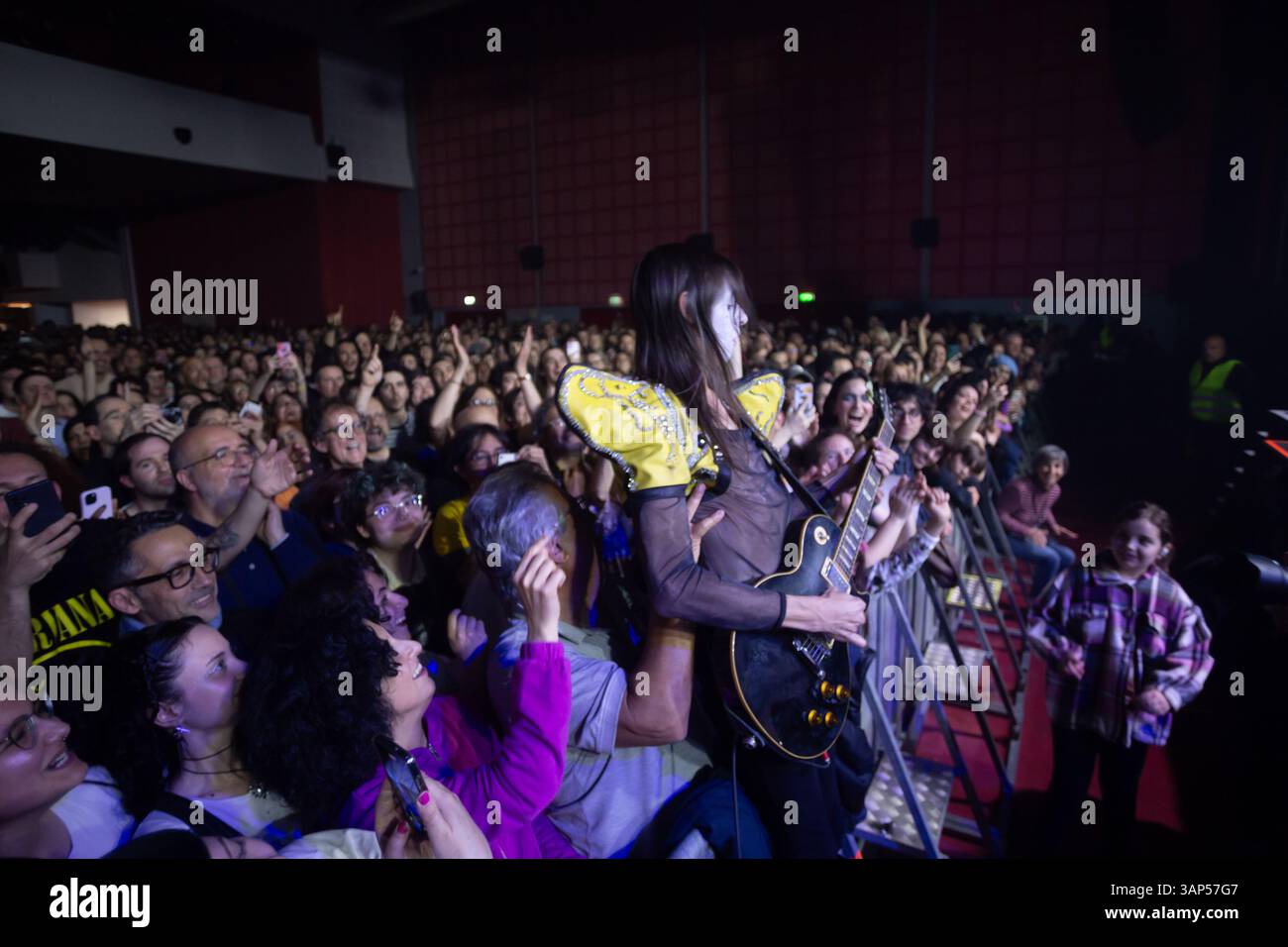 Lucio corsi on stage hi-res stock photography and images - Alamy