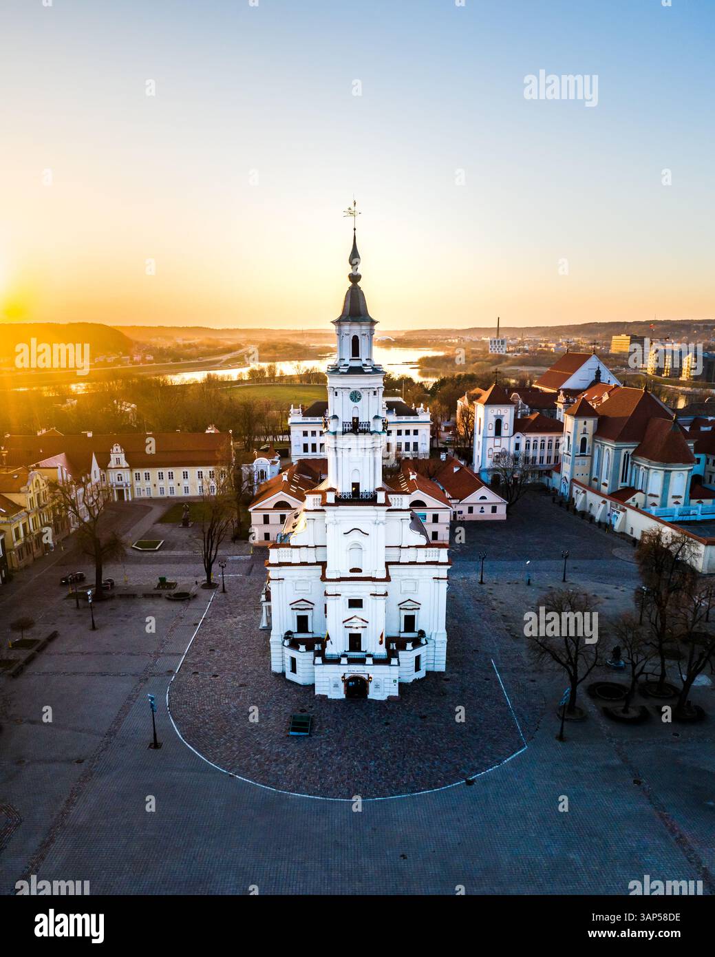 Aerial view of empty town hall square during quarantine in Kaunas city ...