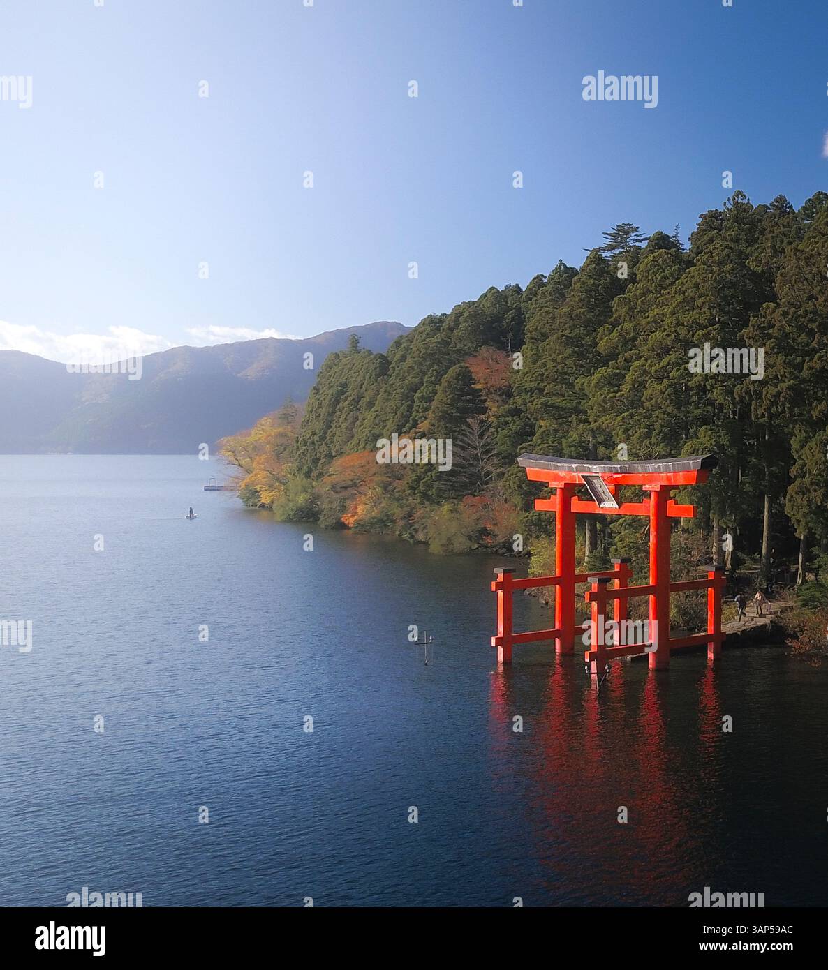 Aerial view of Lake Ashi with Hakone Shrine and Heiwa no Torii, Hakone ...