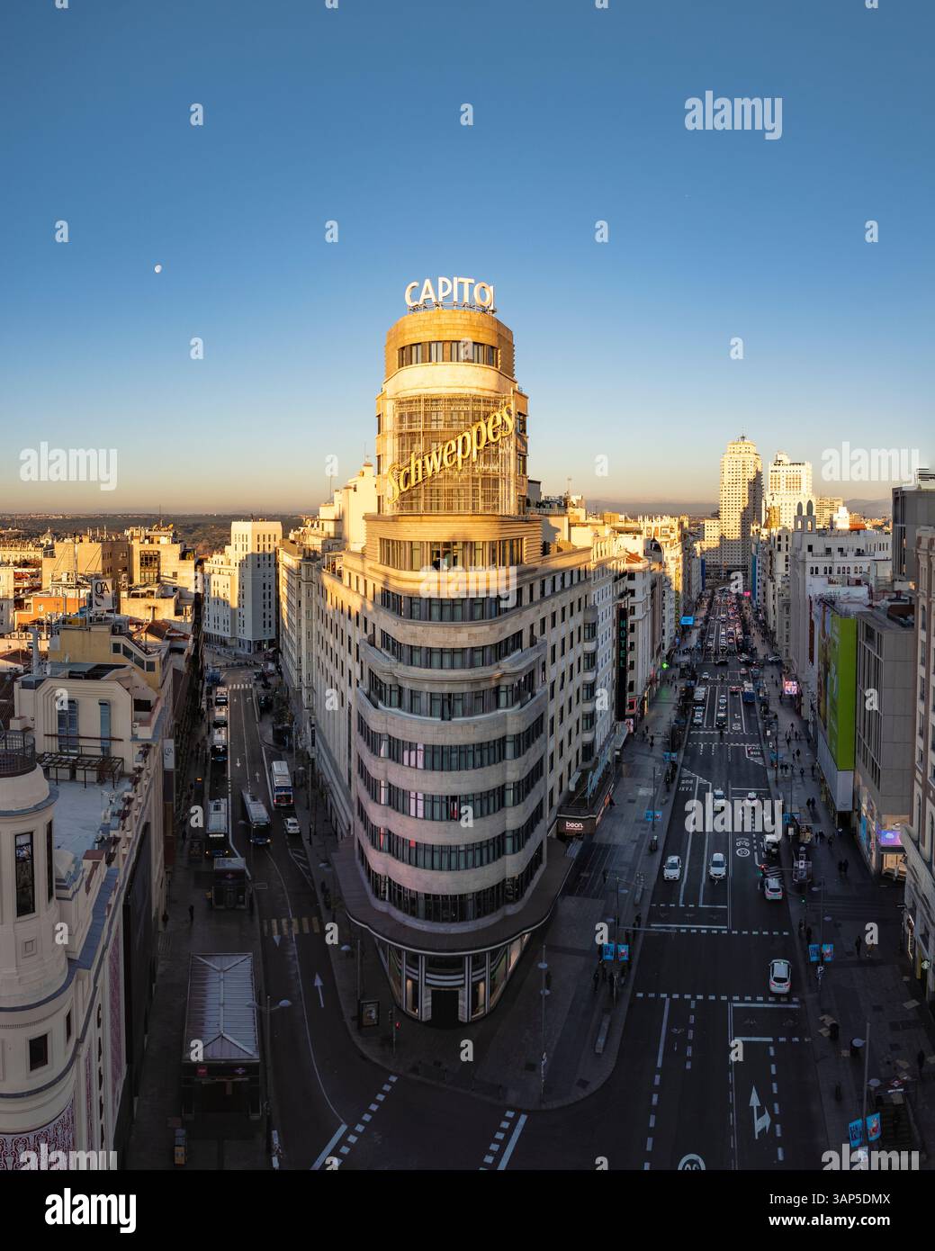 Madrid, España - 17 January 2025: Aerial view of bustling gran via with ...