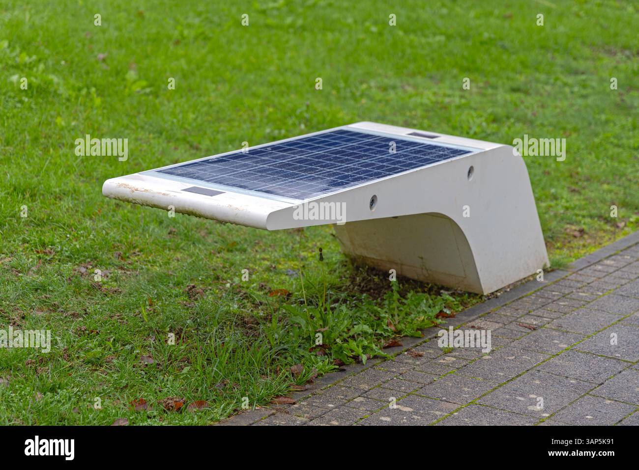 Solar Panel Bench Wireless Electricity Charging Smartphone Power ...