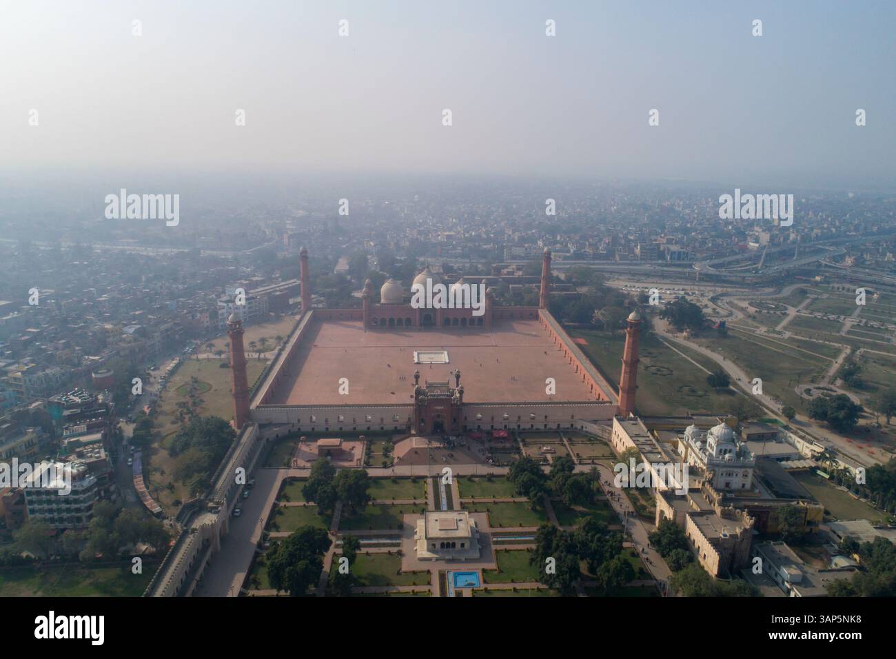 Aerial view of Badshahi Masjid and Lahore Fort in the old part of the ...
