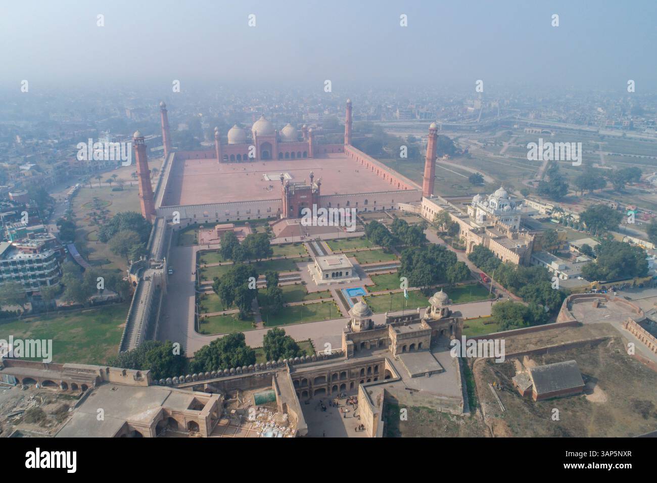 Aerial view of Badshahi Masjid and Lahore Fort in the old part of the ...