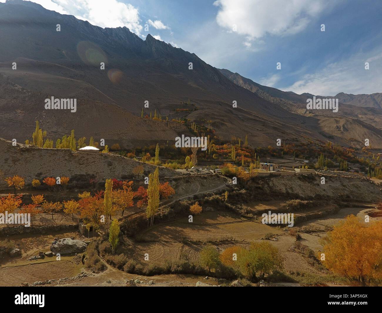 Aerial view hopar valley hi-res stock photography and images - Alamy