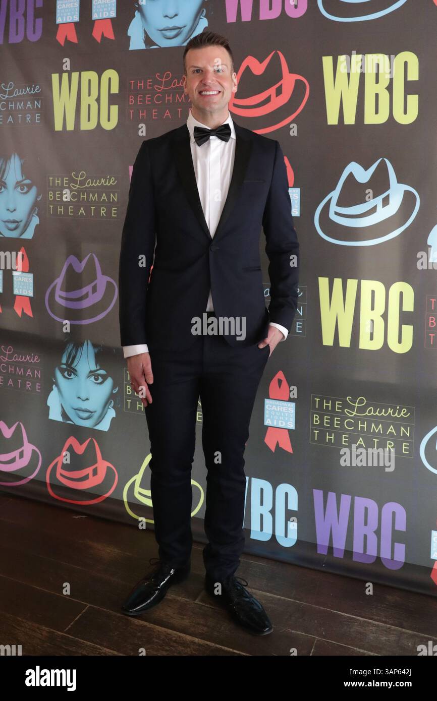 NEW YORK, NEW YORK – APRIL 14, 2025: Tom DAngora Celebrities and VIP ...