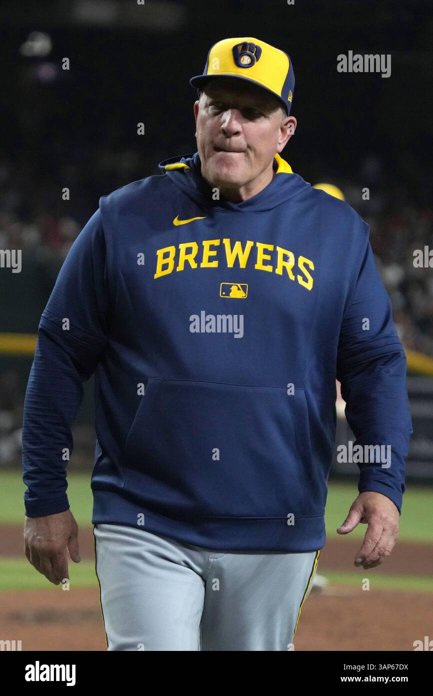 Milwaukee Brewers manager Pat Murphy (49) in the first inning during a ...