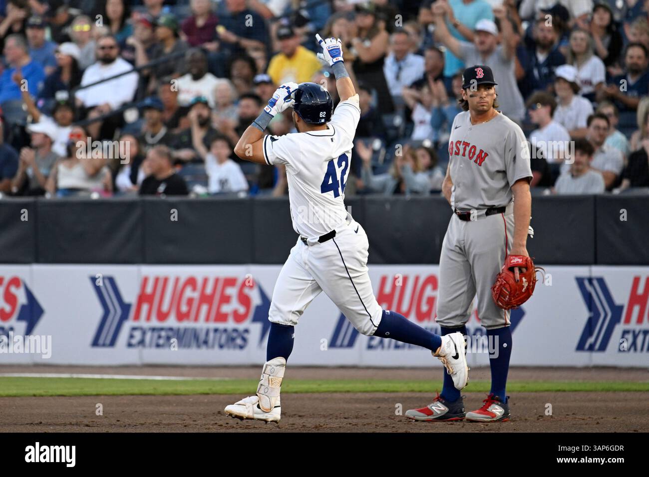 Tampa Bay Rays' Jonathan Aranda rounds the bases after his home run ...