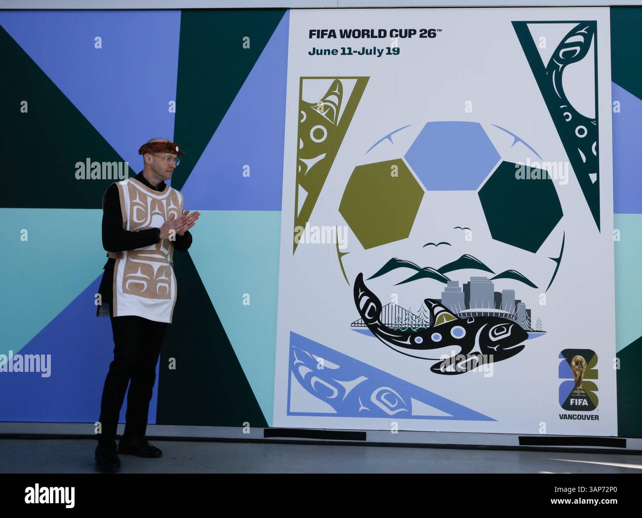 (250416) -- VANCOUVER, April 16, 2025 (Xinhua) -- The designer for the ...