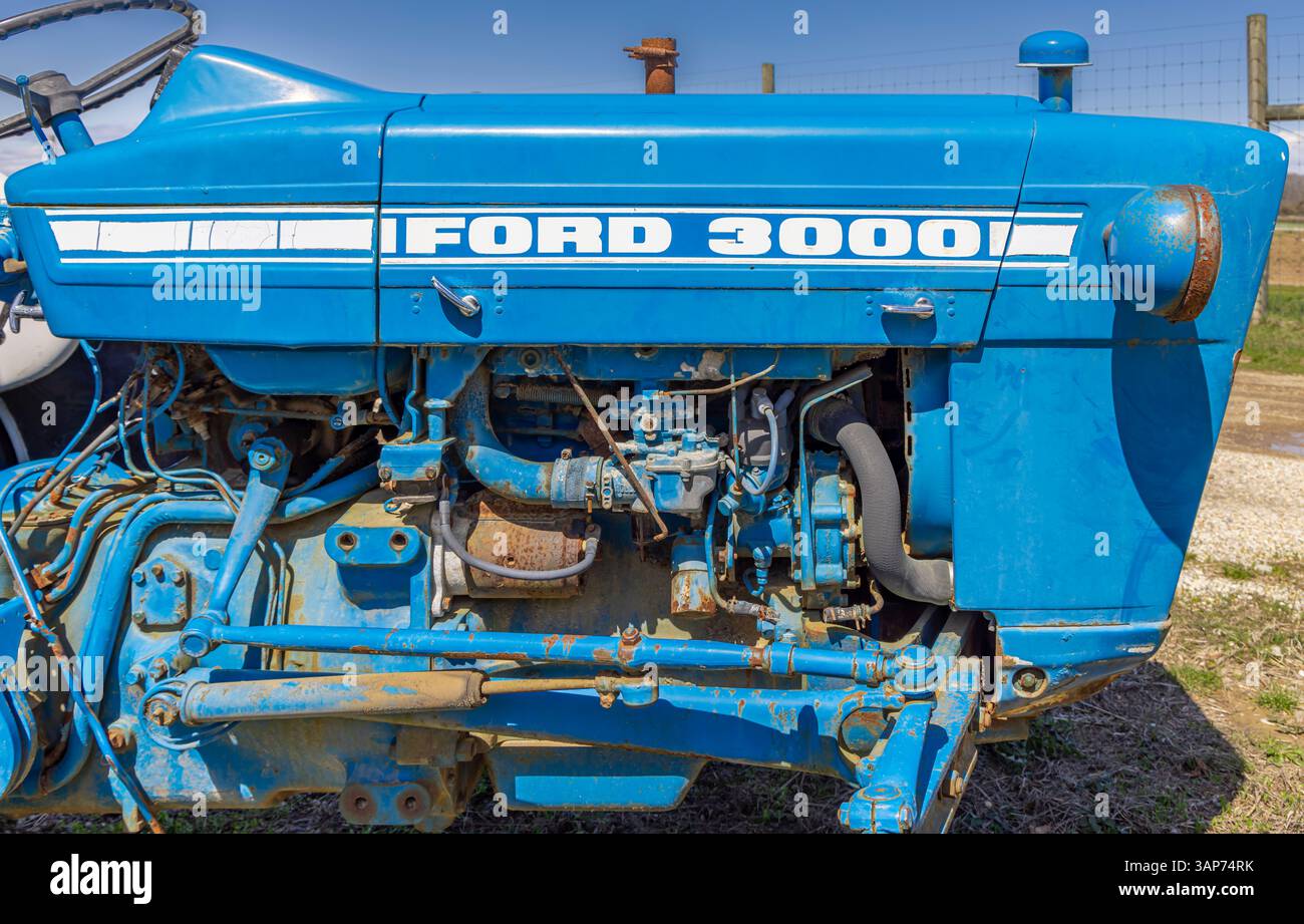 Ford 3000 tractor hi-res stock photography and images - Alamy