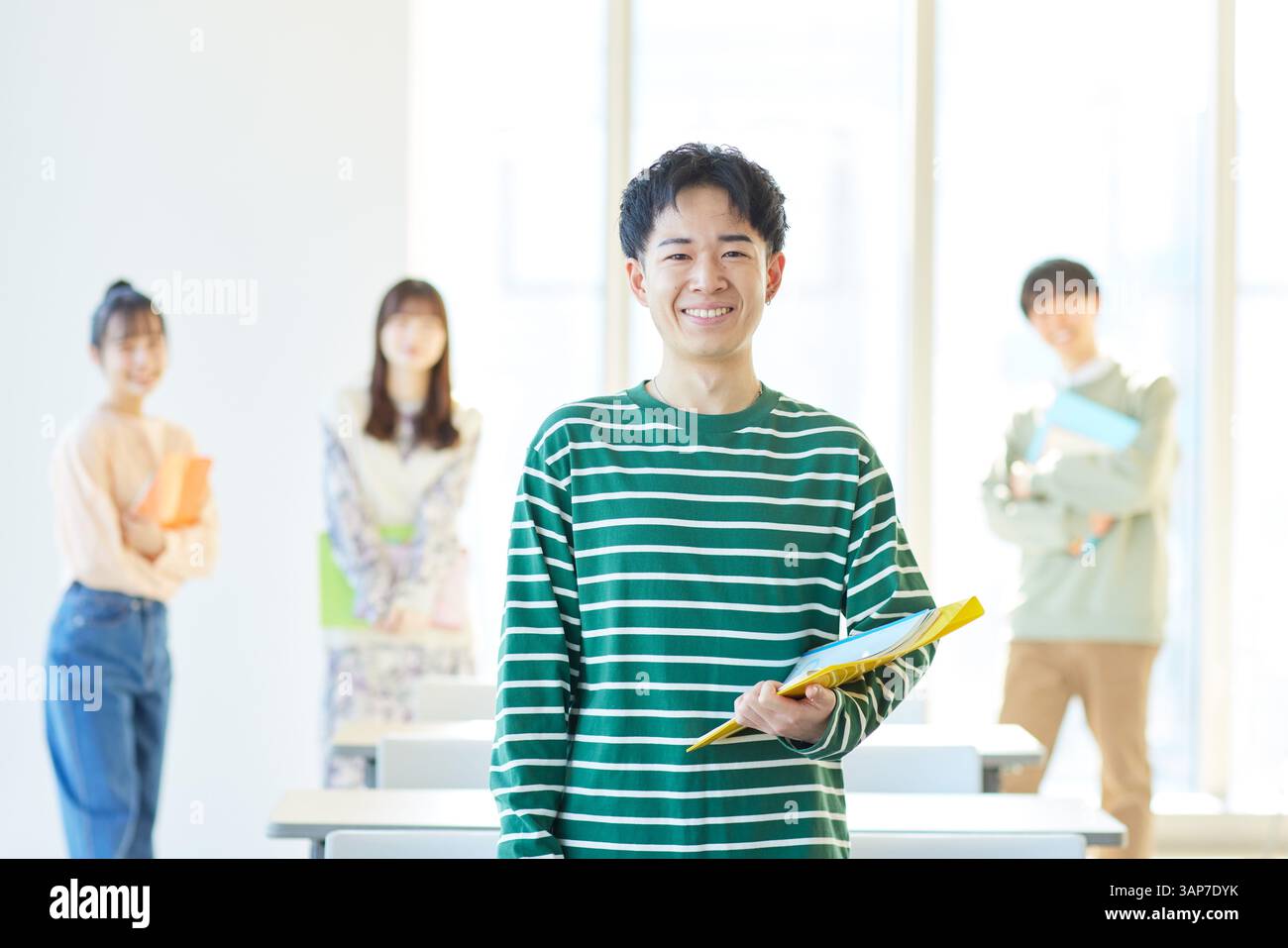 Japanese students in class Stock Photo - Alamy