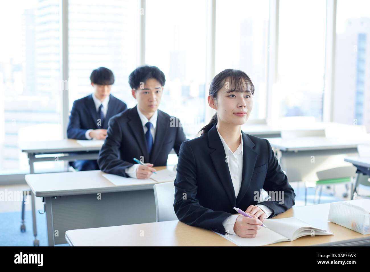 Japan job training hi-res stock photography and images - Alamy