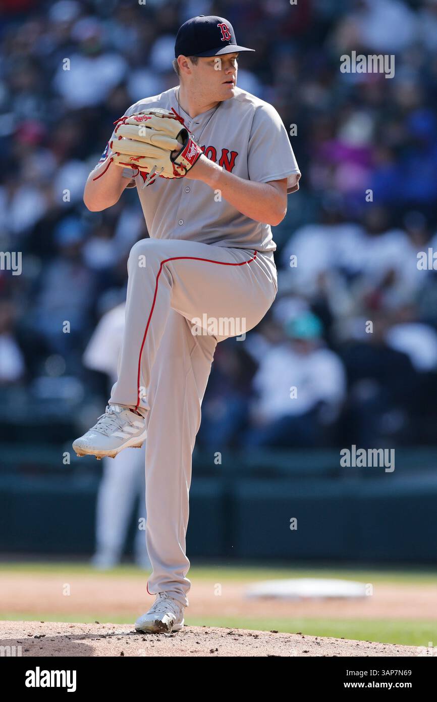 CHICAGO, IL - APRIL 12: Boston Red Sox pitcher Richard Fitts (80 ...