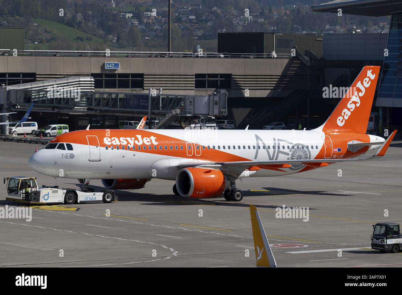Aircraft easyJet Europe, OE-LSF, Airbus A320neo Stock Photo - Alamy