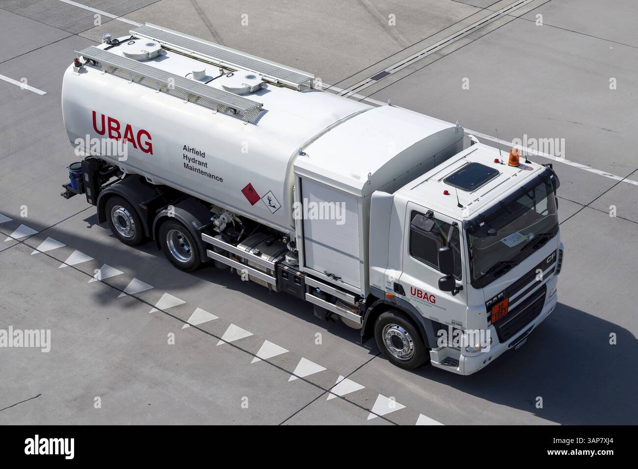 Lorry checks hi-res stock photography and images - Alamy