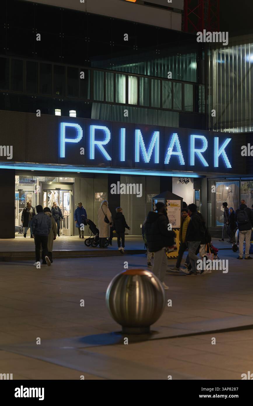 Primark at Alexanderplatz in the centre of Berlin Stock Photo - Alamy