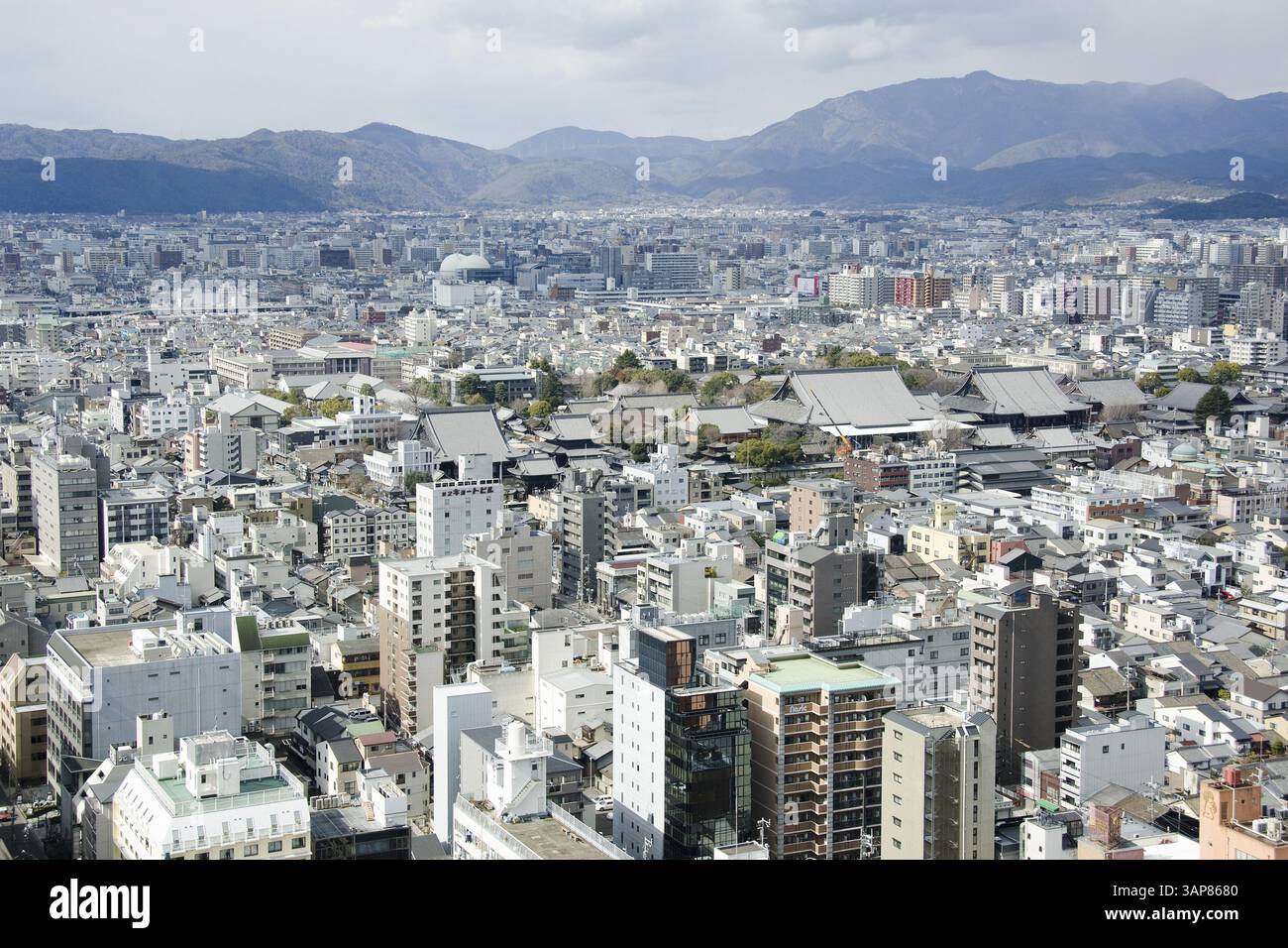 Overview on Kyoto city in Japan with landmarks, tempels, and shrines ...