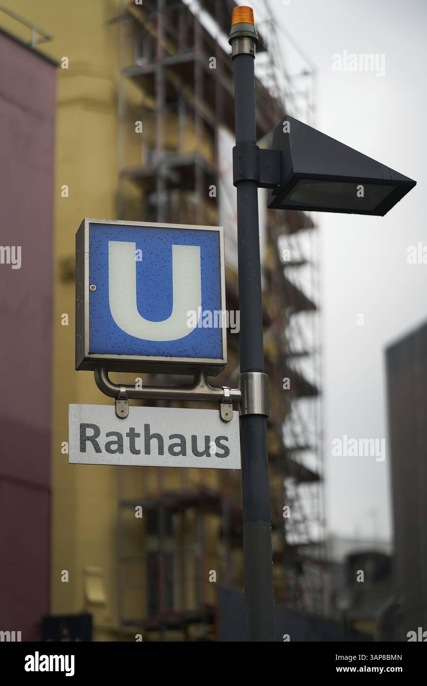 Rathaus underground station in Cologne Stock Photo - Alamy