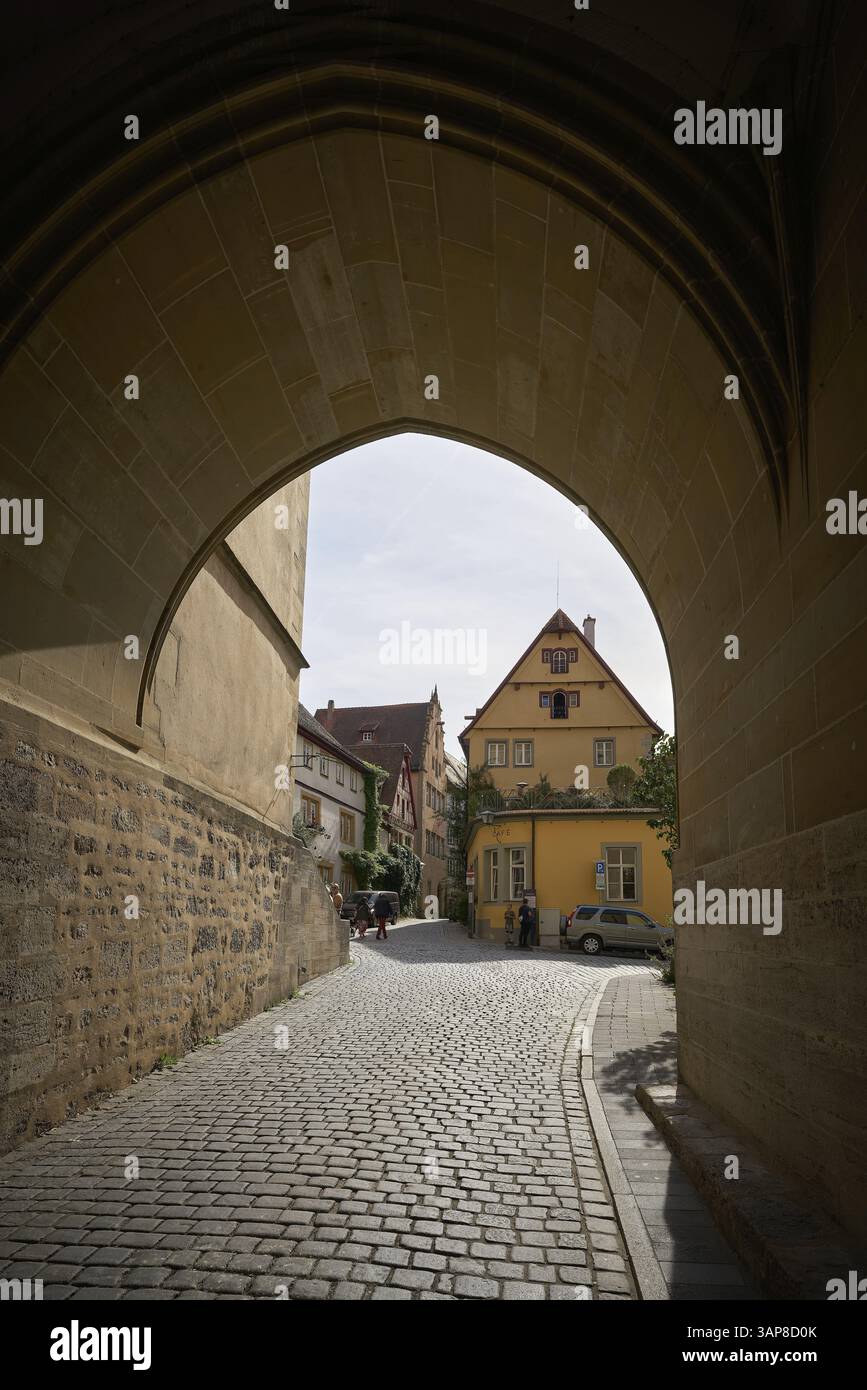West Gate and Klingengasse in Rothenburg ob der Tauber Stock Photo - Alamy