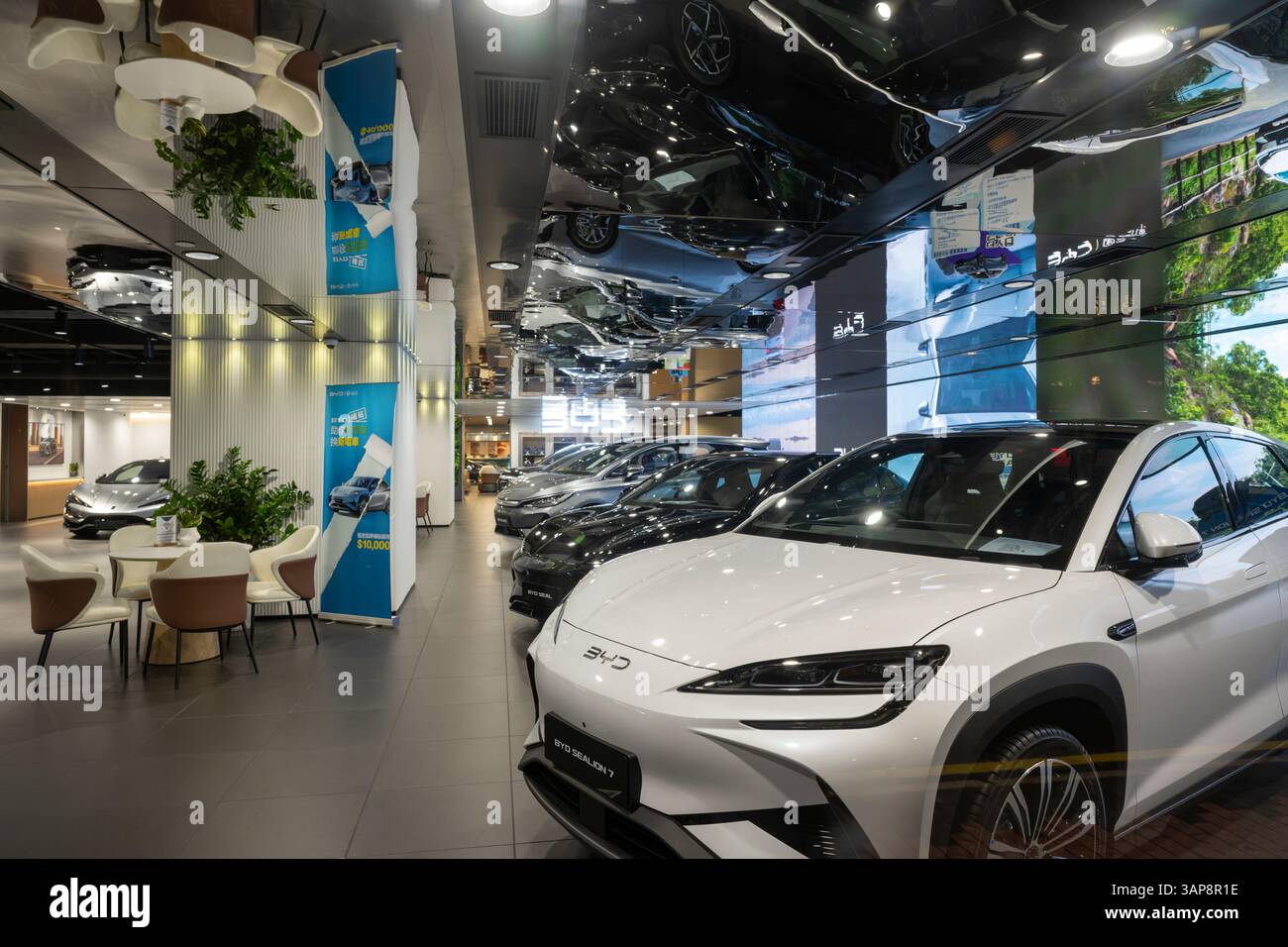 New electric cars made by BYD, Hong Kong, China Stock Photo - Alamy