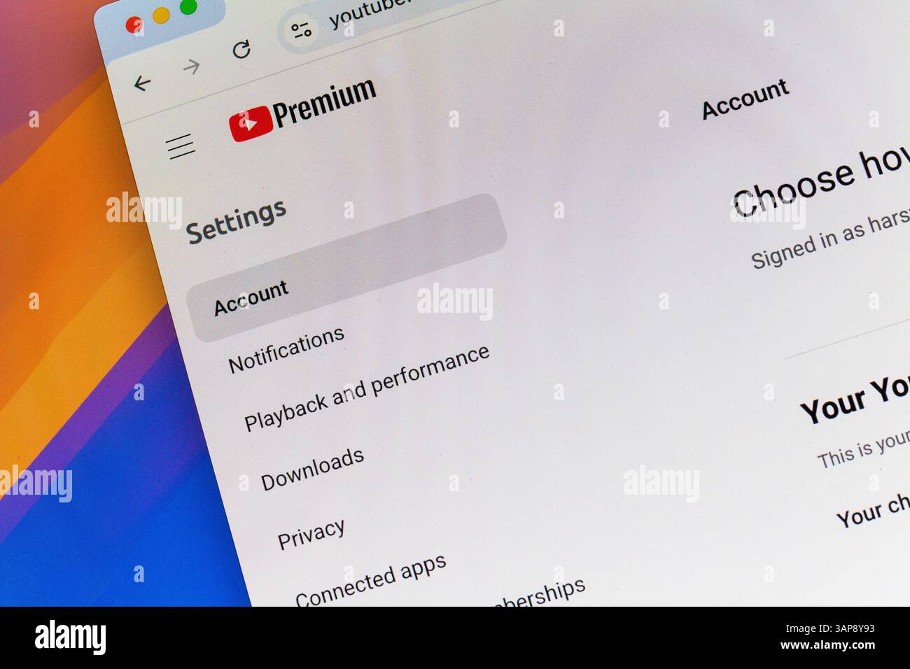Screenshot of Youtube Premium Account webpage Stock Photo - Alamy