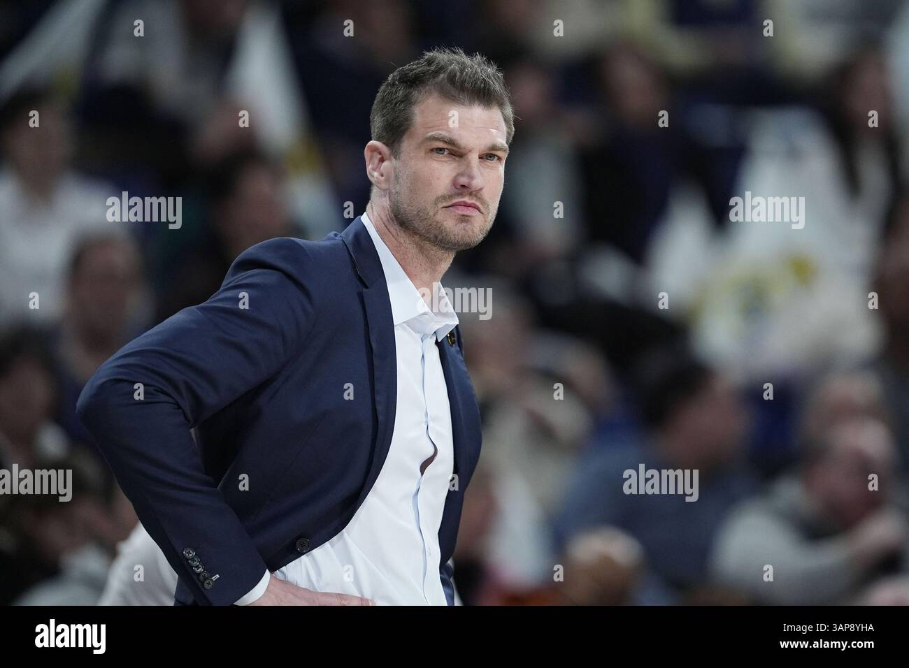 Tiago Splitter, head coach of Paris during the Turkish Airlines ...