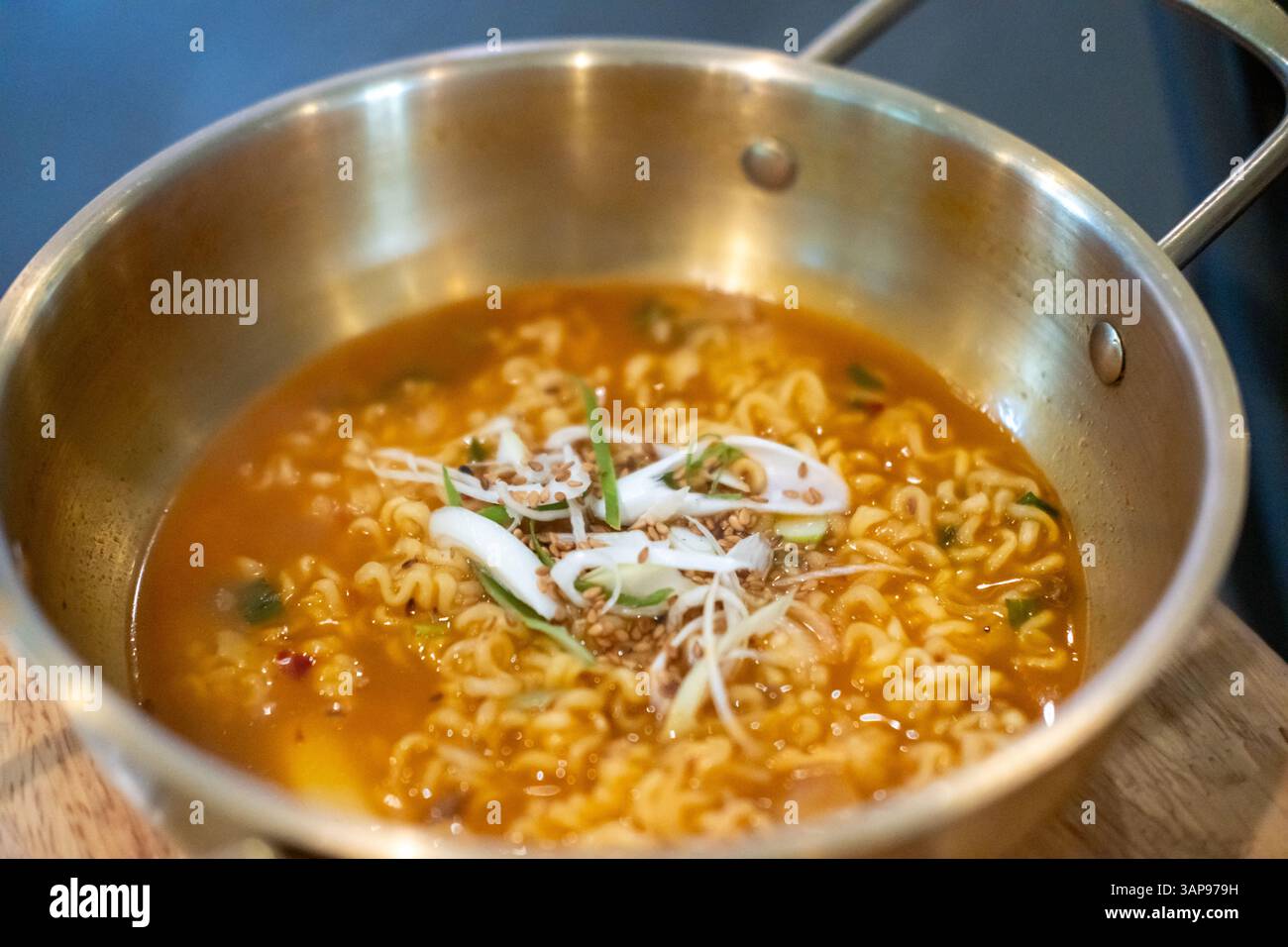 Ramyeon, Korean style noodle in a bowl Stock Photo - Alamy