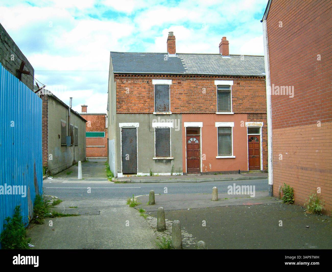 Boarded up streets, North Belfast, Northern Ireland Stock Photo - Alamy