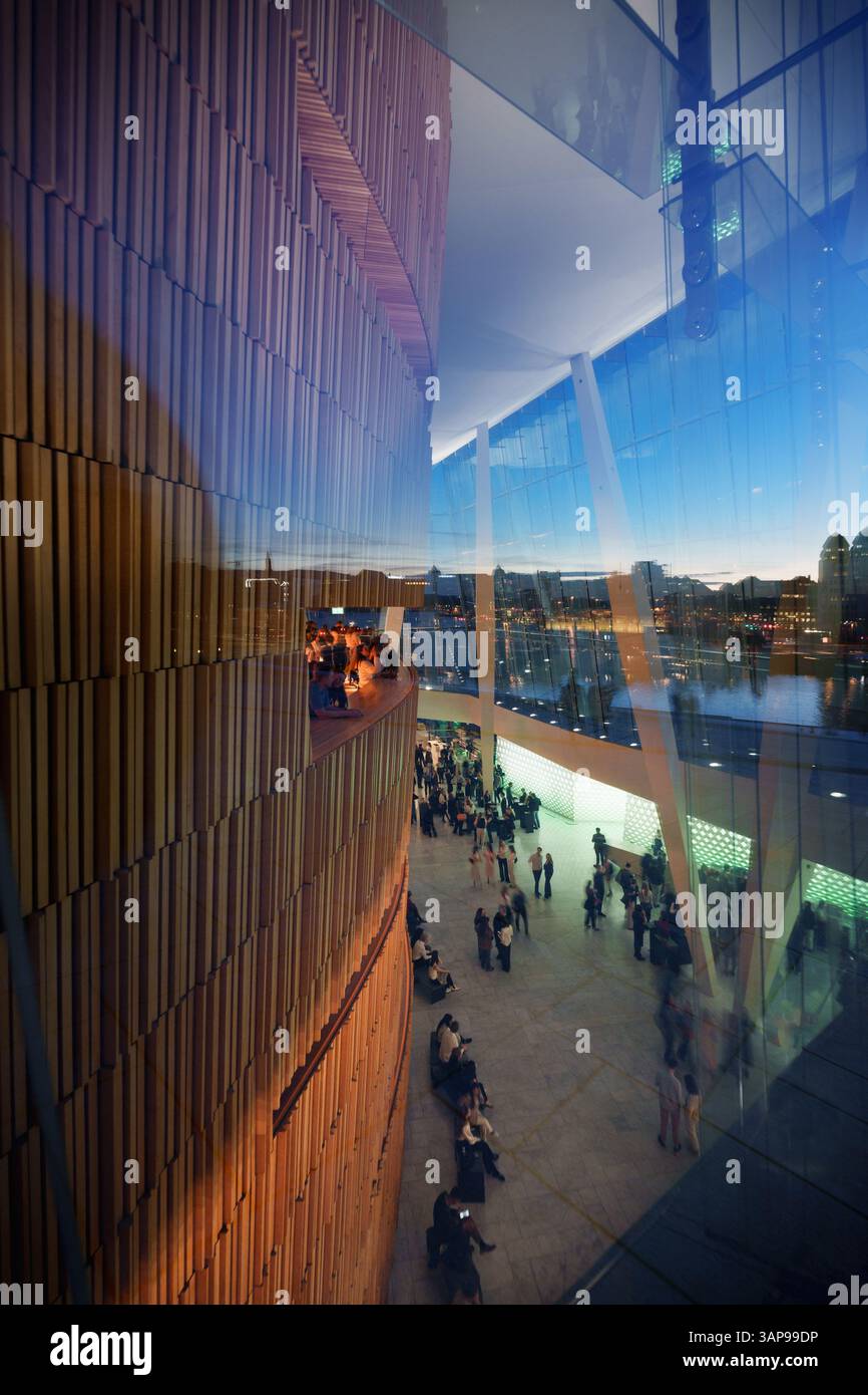 Architecture outside view ballet hi-res stock photography and images ...