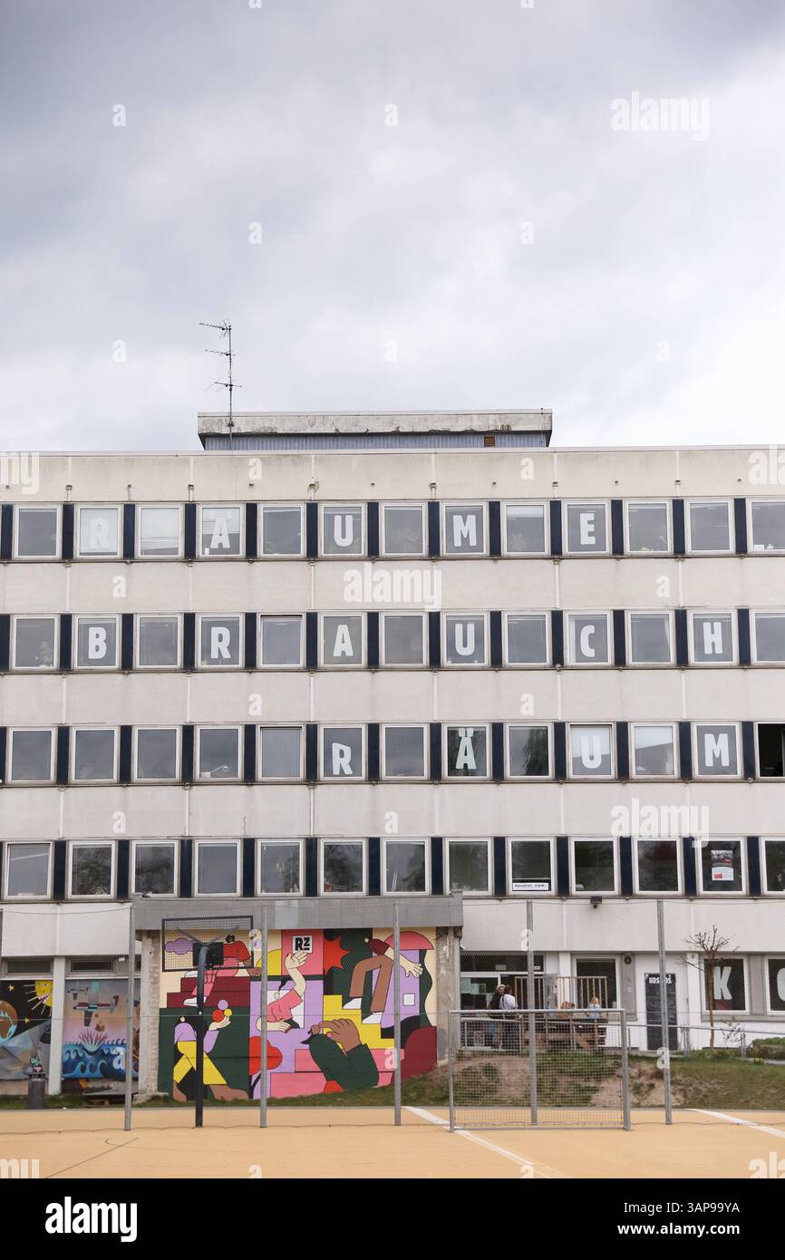 Das Rechenzentrum in Potsdam, 15. April 2025. Rechenzentrum Potsdam ...