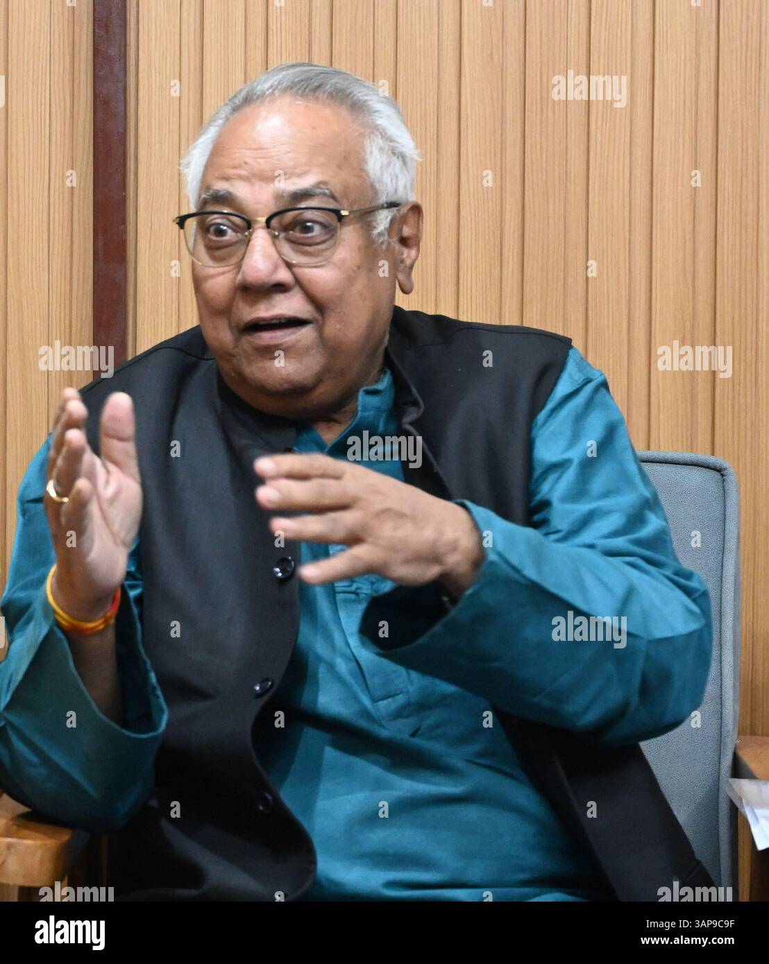 New Delhi, India. 15th Apr, 2025. NEW DELHI, INDIA - APRIL 15: Poet ...