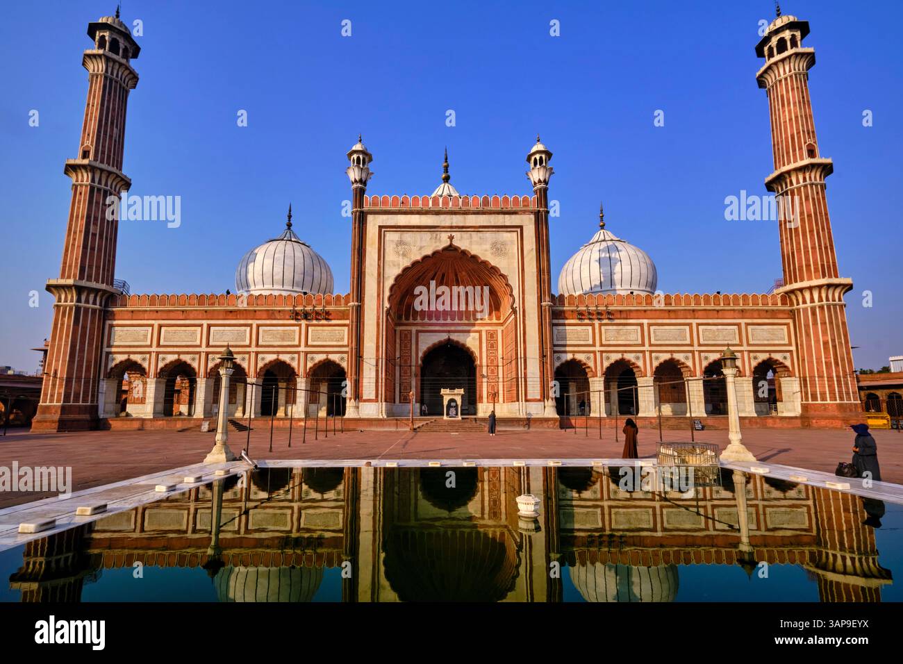 India, Delhi, Old Delhi, Jama Masjid mosque, built by the Mughal ...