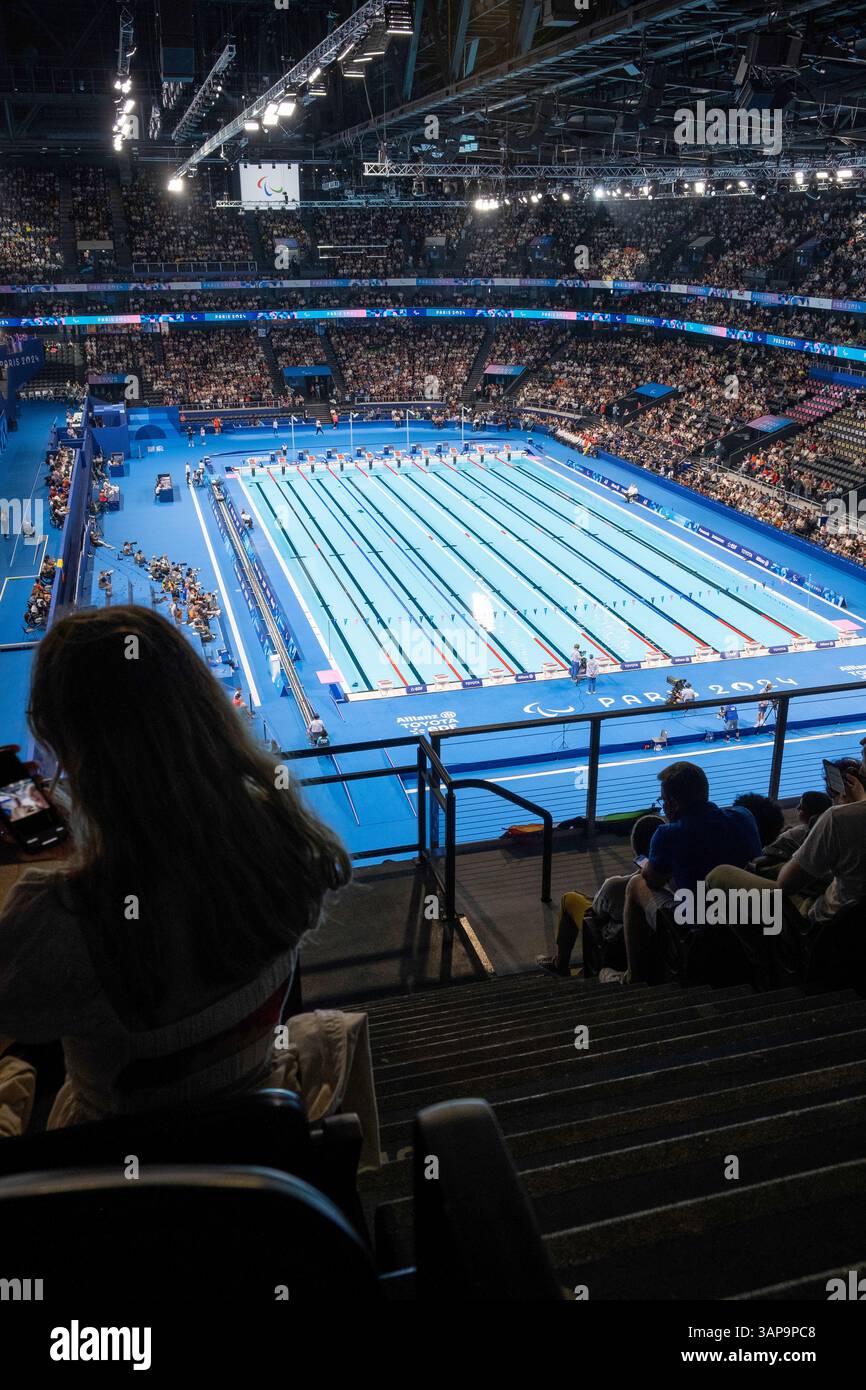 Paris, La Défense district, August 30, 2024: the Olympic swimming pool ...