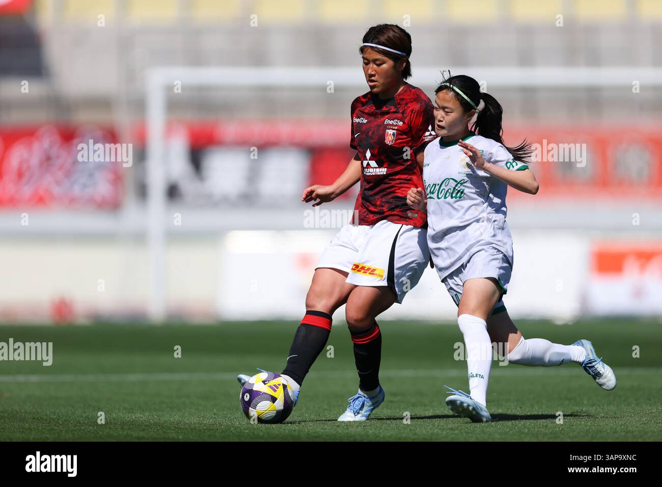 Urawa Komaba Stadium, Saitama, Japan. 16th Apr, 2025. (L to R) Hana ...