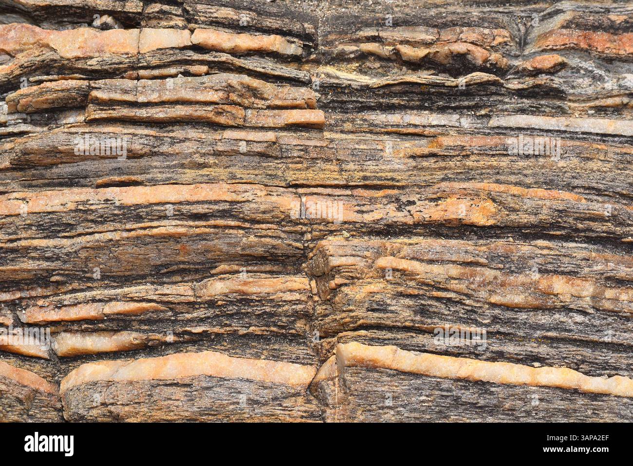Large portion of stratified sedimentary rock Stock Photo - Alamy