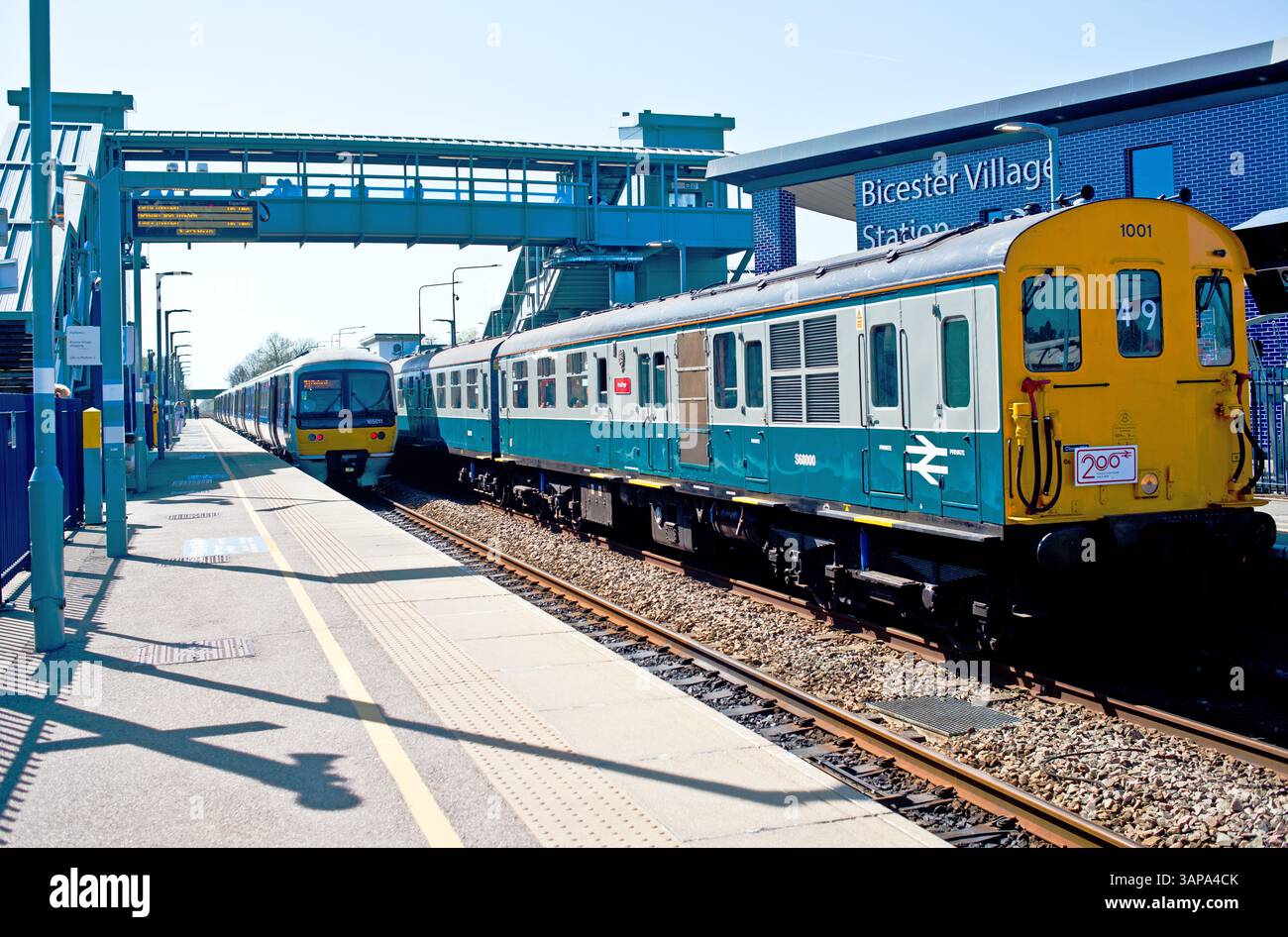 Hasting DEMU Unit on Charter Train at Bicester Village Station ...