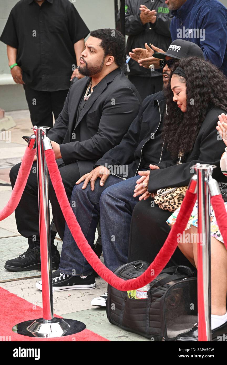 O Shea Jackson Jr., Ice Cube und Kimberly Woodruff bei Ice Cubes Hand and Footprints Ceremony am ...