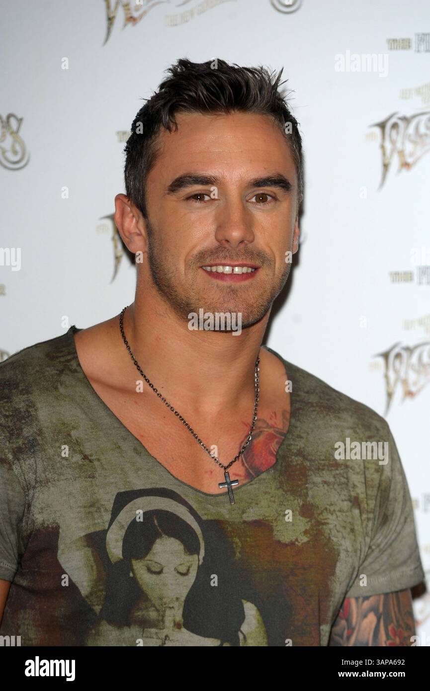 Joseph Whelan Attends a MEDIA CALL JEFF WAYNE’S MUSICAL VERSION OF THE ...