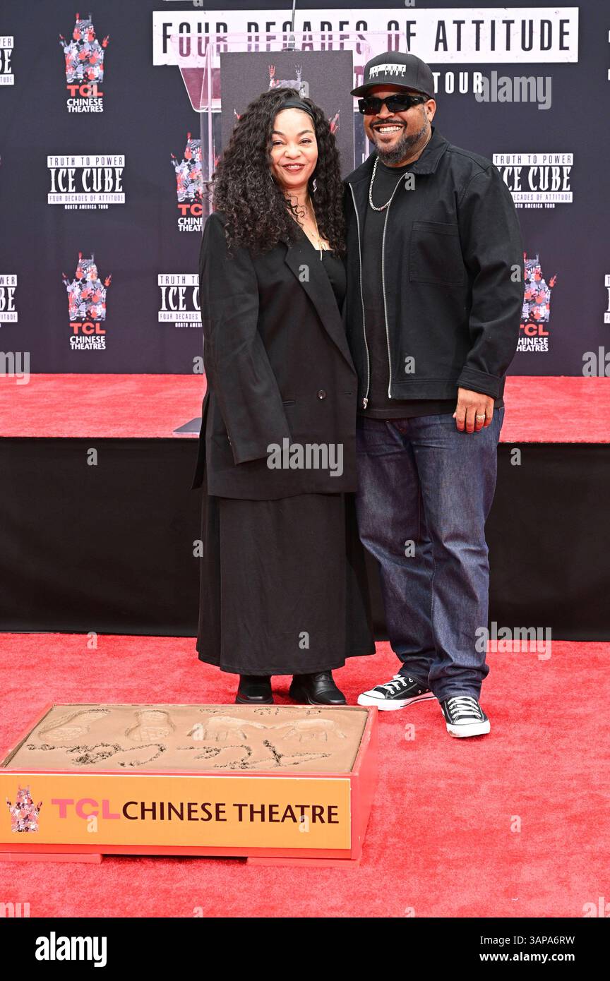 Ice Cube mit Ehefrau Kimberly Woodruff bei seiner Hand and Footprints ...