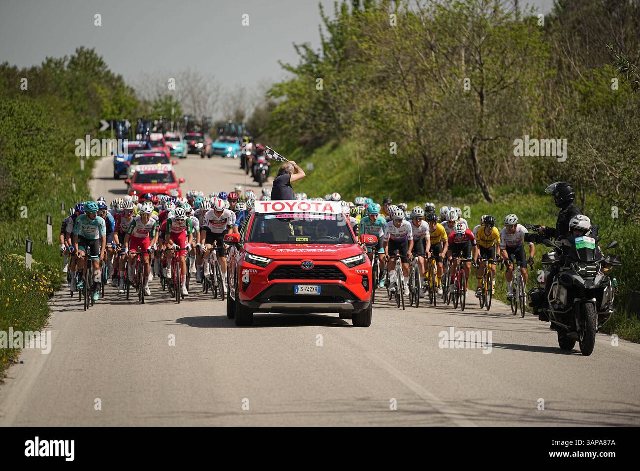 Alanno, Italia. 16th Apr, 2025. during the Giro d'Abruzzo, stage from ...